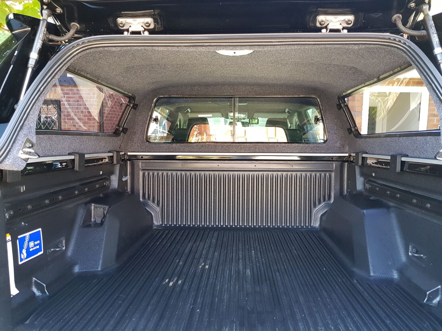 Ford Ranger Hardtops: Premium Canopy - 3 Door Alarm - Central Locking