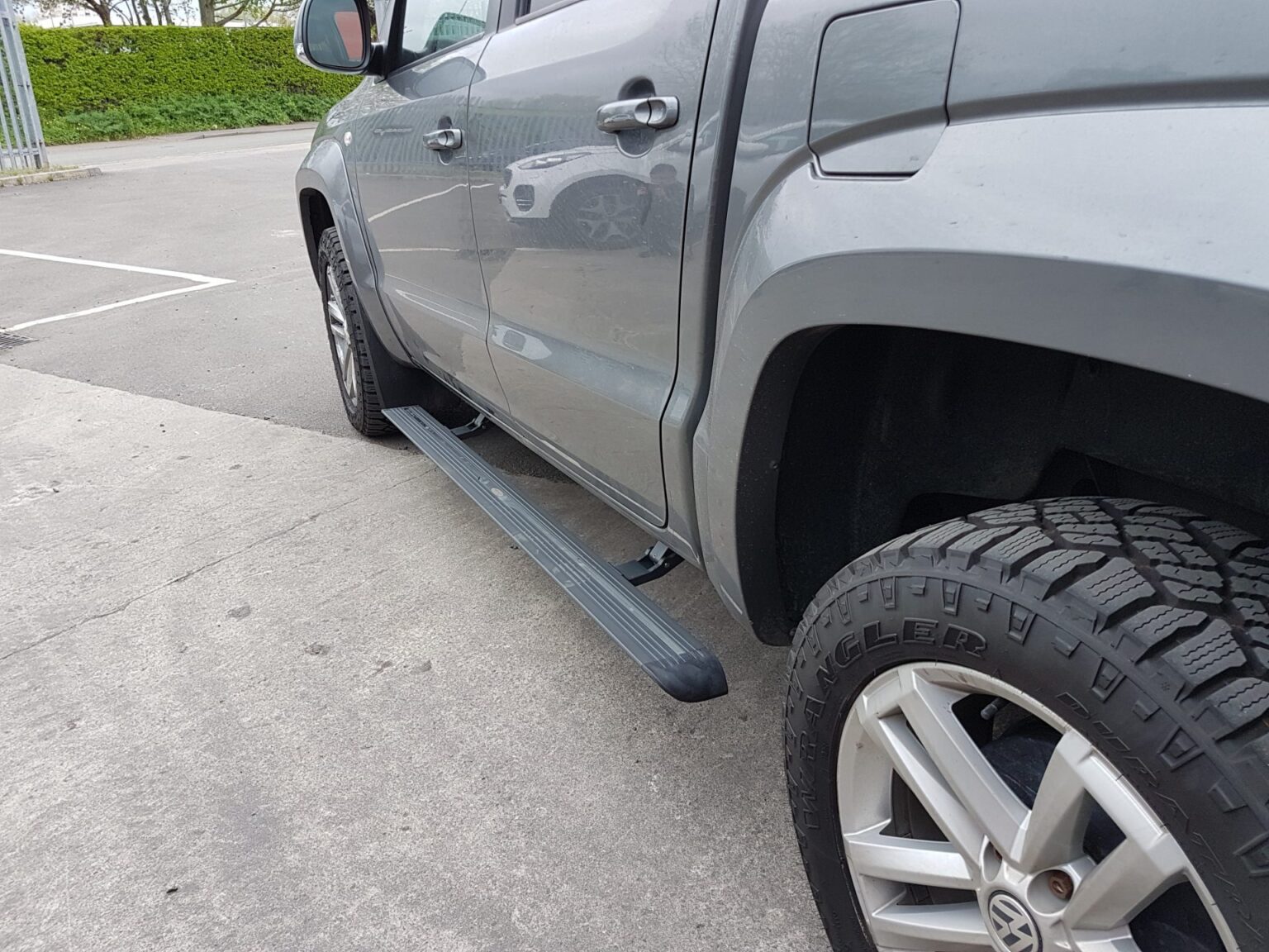 Automatic Electric Side Steps For Volkswagen VW Amarok - Pegasus 4x4