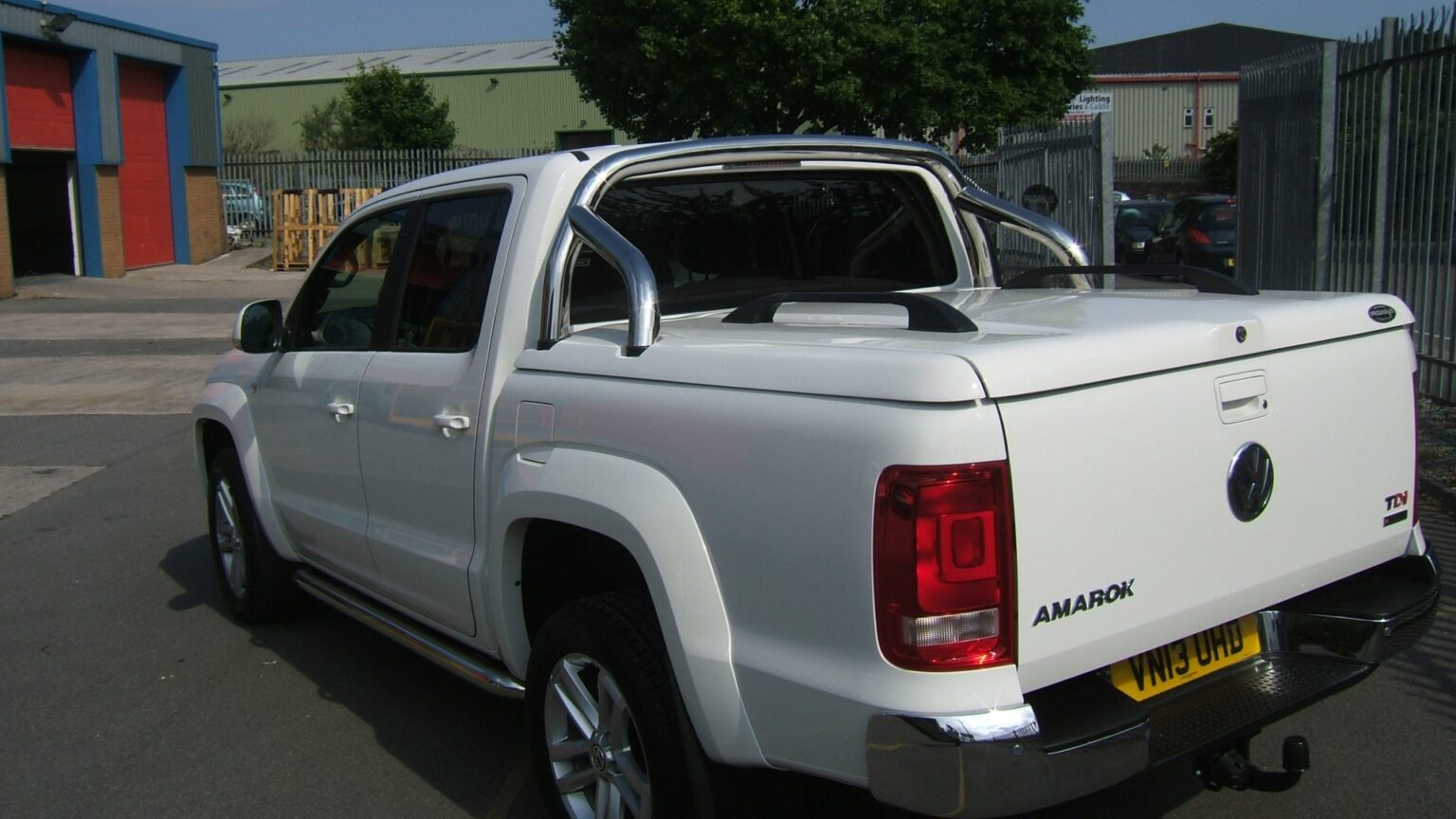 Volkswagen VW Amarok Top Up Cover with Styling Bars
