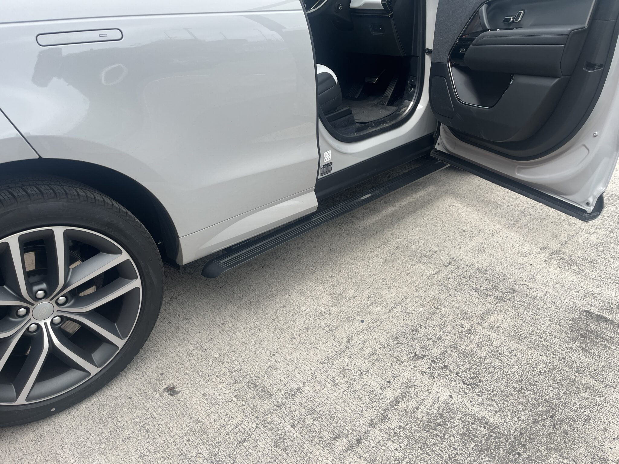 NEW Range Rover Sport Automatic Electric Power Side Steps